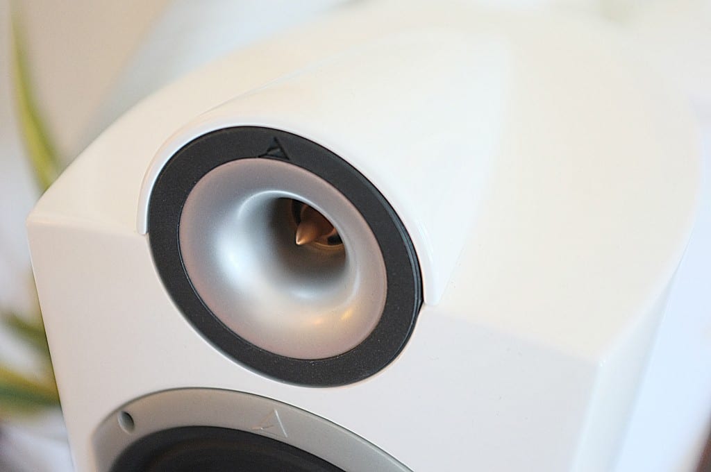 Triangle Signature Alpha Loudspeakers | Hifi Pig