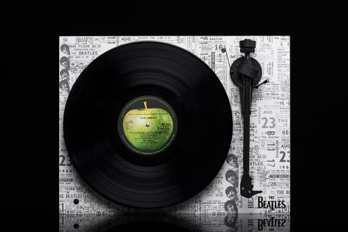 ProJect Announce The Beatles 1964 Recordplayer Limited Edition | Hifi Pig
