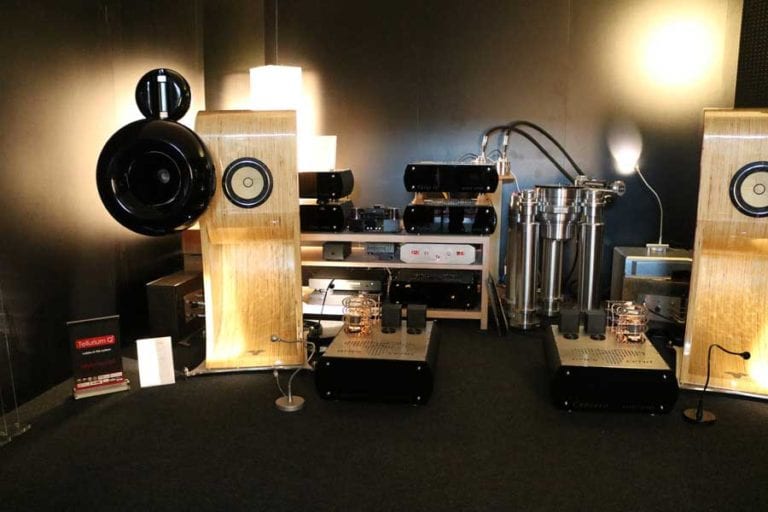 High End Munich 2017 – The “Hifi Pig Loves You” Award | Hifi Pig