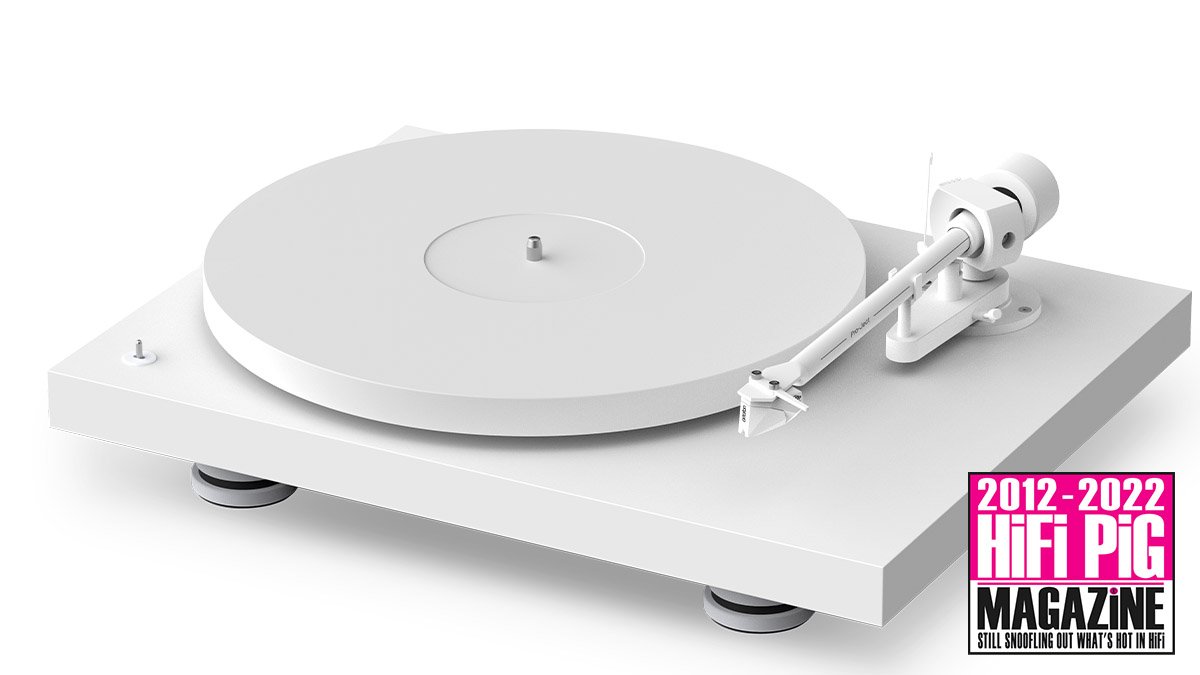Pro-Ject Debut PRO All White Edition Turntable | Hifi Pig