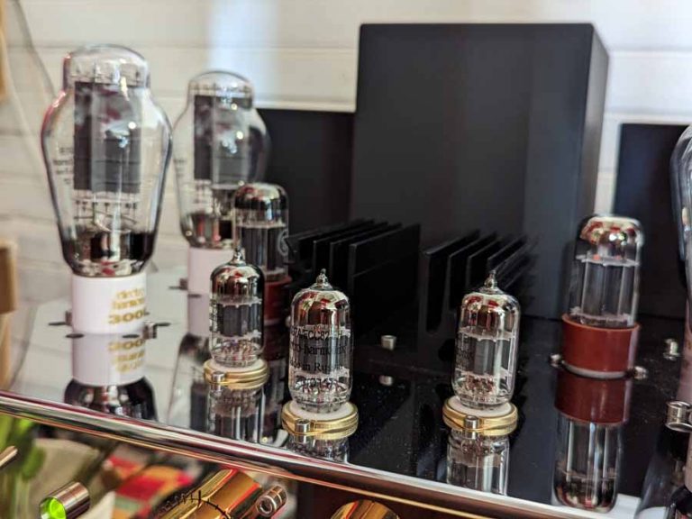 JADIS I300 Integrated Amplifier | Hifi Pig