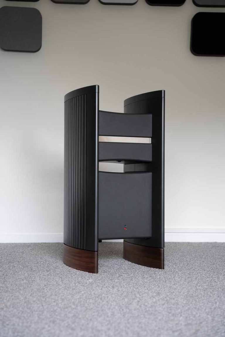 Halcro Eclipse Amplifiers Available In The UK | Hifi Pig