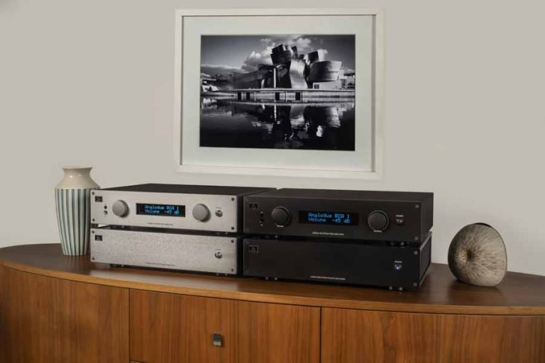 Leema Quantum Neutron And Graviton Amps – Hifi Pig