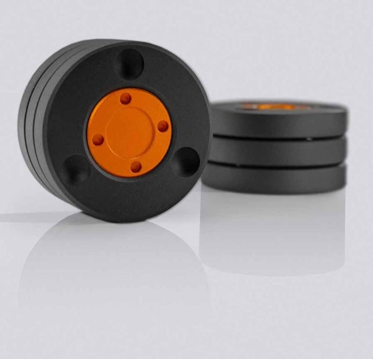 Axxess L1 And L3 Speakers, Axxess Cable Loom And Axxess Noir Resonance ...