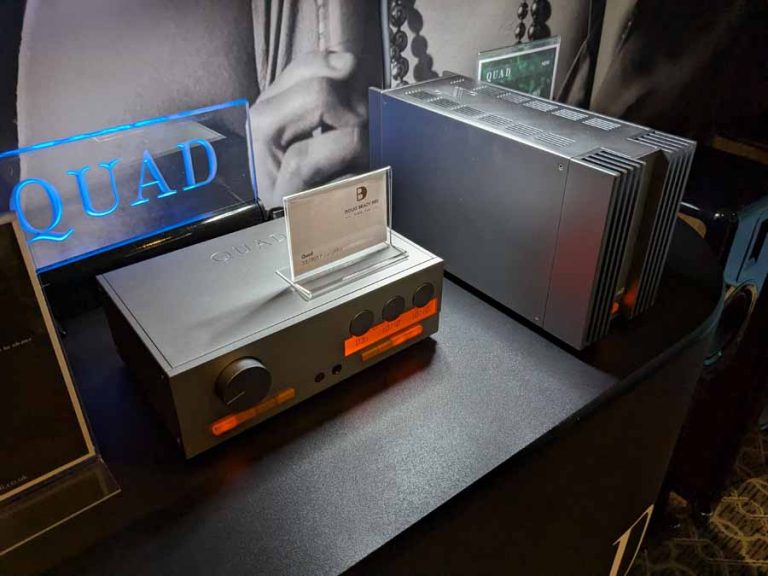 QUAD 33 Preamplifier And QUAD 303 Power Amplifier | Hifi Pig