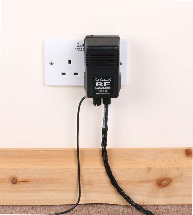 Russ Andrews X6 Mains Block and plug-in RF Router | Hifi Pig