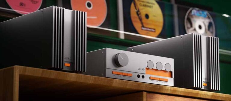 QUAD 33 Preamplifier And QUAD 303 Power Amplifier | Hifi Pig