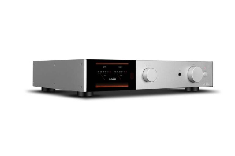 Audiolab 9000P Power Amplifier and 9000Q Pre-Amplifier – Hifi Pig