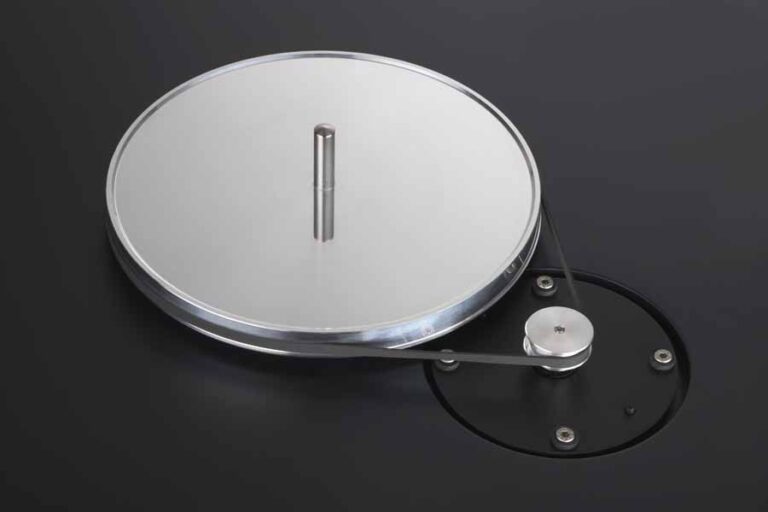 Clearaudio Compass Turntable | Hifi Pig
