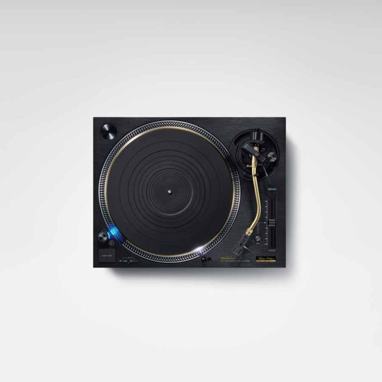 Technics SL-1200GME And Technics SL-1210GME Grand Class Master Edition ...