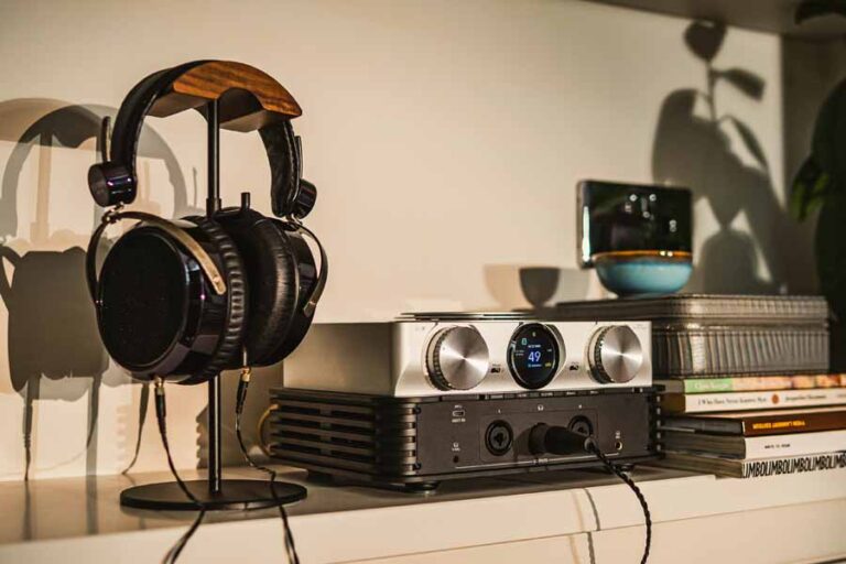 iFi iDSD Phantom DAC Headphone Amp And Streamer Launch – Hifi Pig