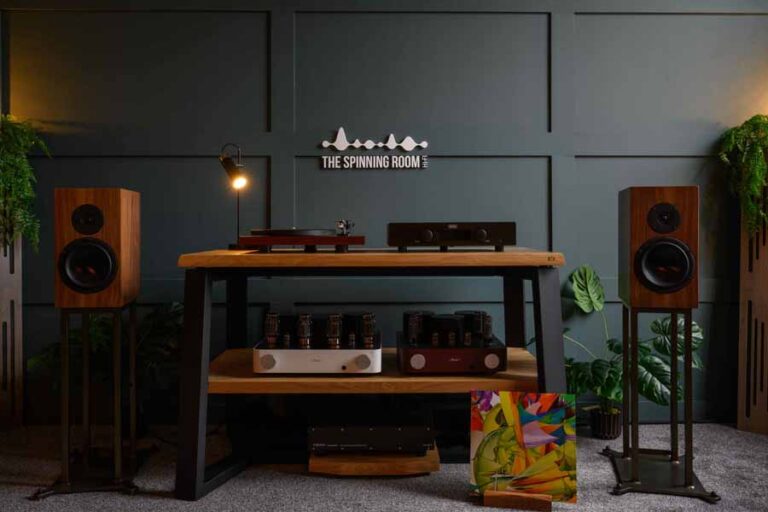 The Spinning Room HiFi Listening Lounge Opens – Hifi Pig