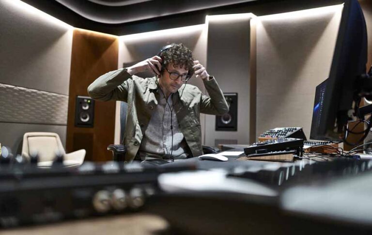 Naim For Mulliner System In Bentley Virtuoso Collection – Hifi Pig